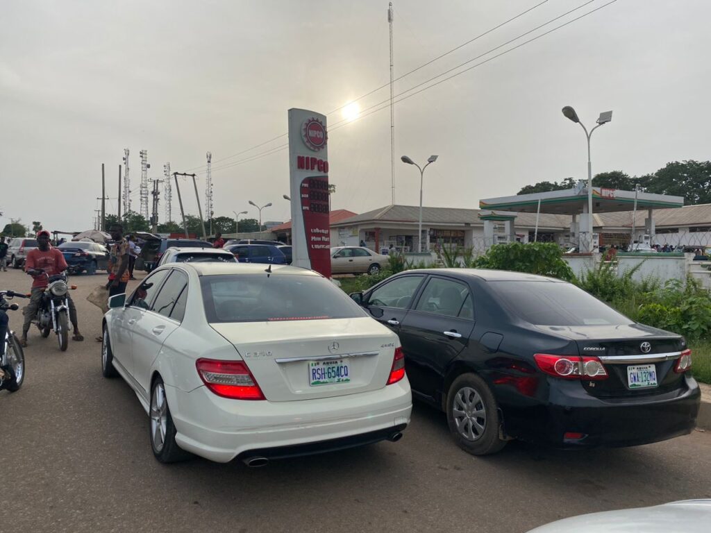 PHOTOS: Queues return to Lagos, Abuja after Tinubu's petrol subsidy removal speech | TheCable