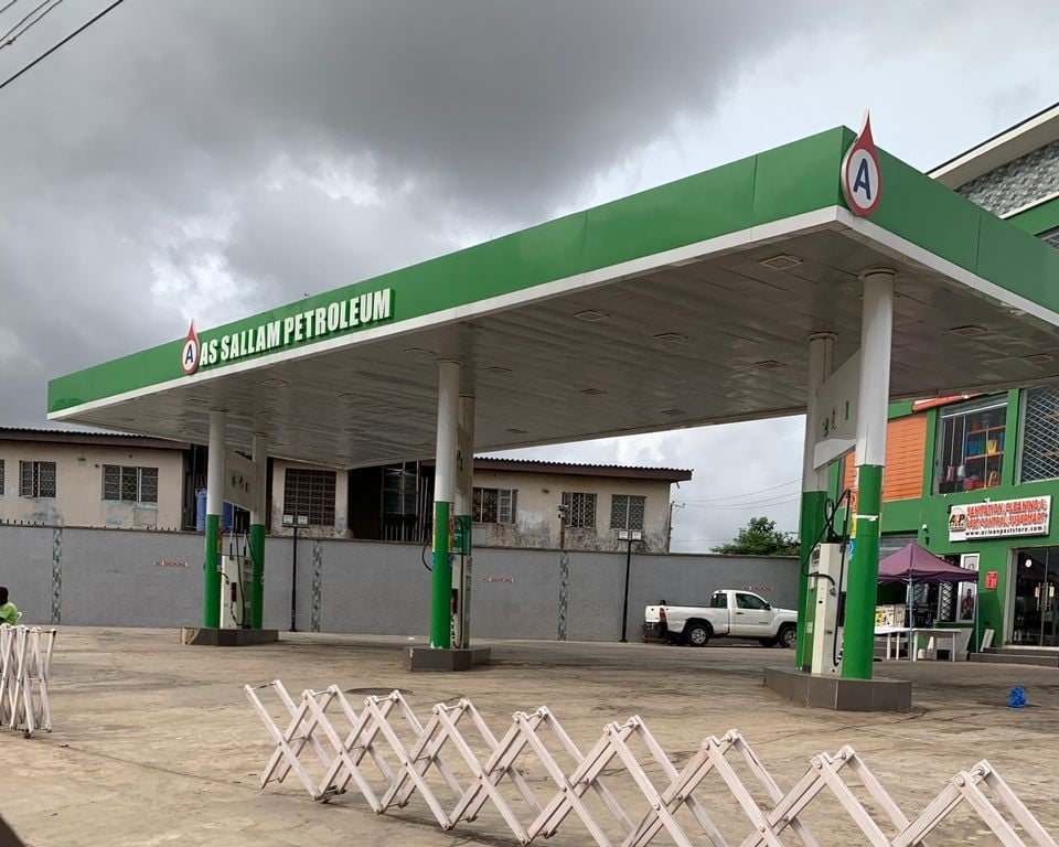PHOTOS: Traffic congestion as petrol queues resurface in Lagos | TheCable