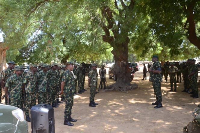 PHOTOS: Oluyede, army chief, visits Sokoto on operational tour | TheCable