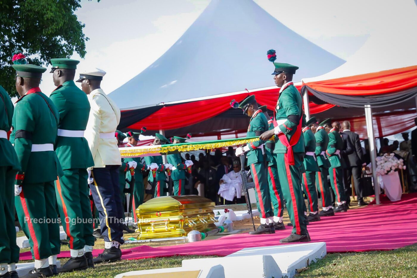 PHOTOS: Chief of army staff Taoreed Lagbaja buried in Abuja | TheCable